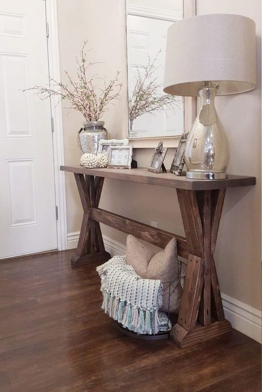 5 Entryway Table Design Ideas For A Warm Welcome To Your Home - Decorat