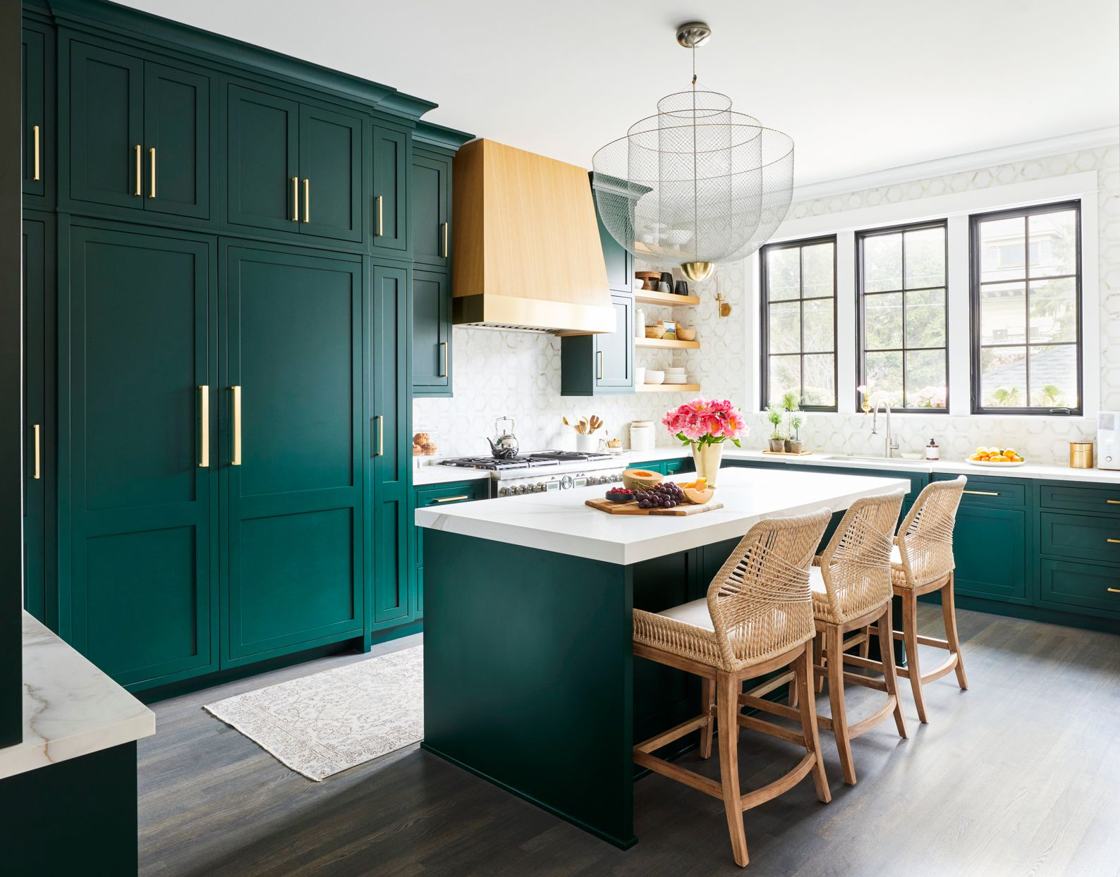 Nature's Touch: 7 Modern Green Kitchen Cabinets Explained - Decorat